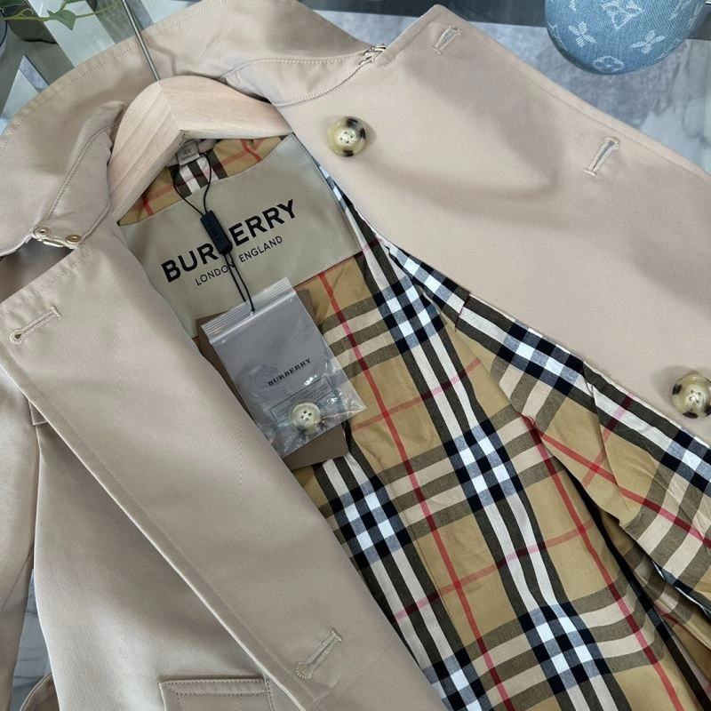 Precise copy Burberry Kids