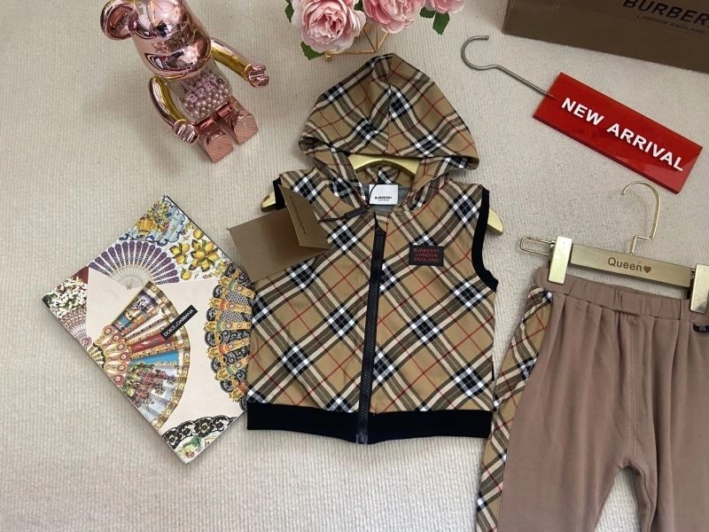 Exact replica Burberry Kids