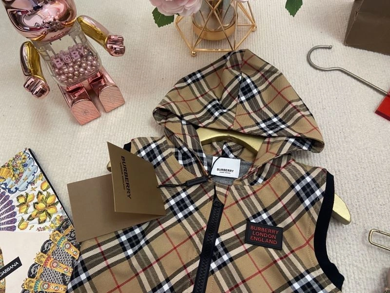 Exact replica Burberry Kids