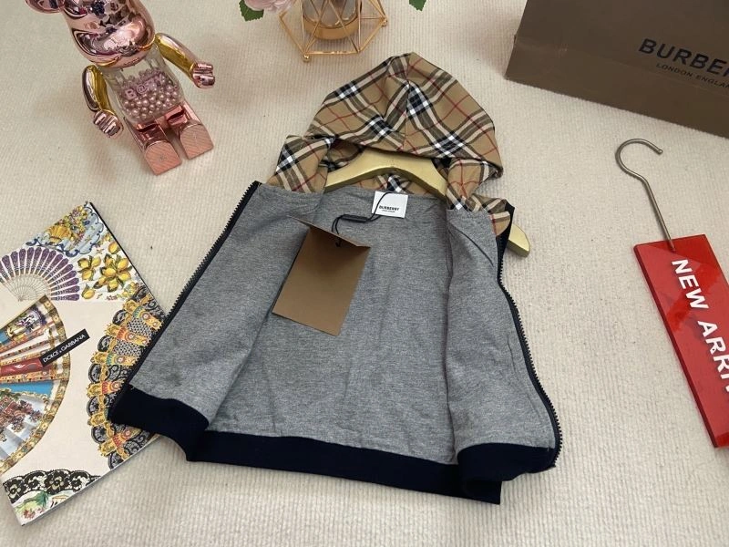 Exact replica Burberry Kids