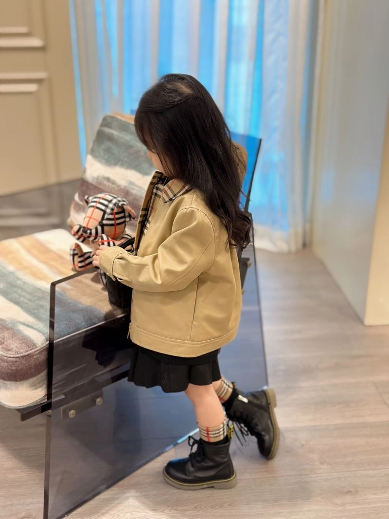 Factory-made Burberry Kids