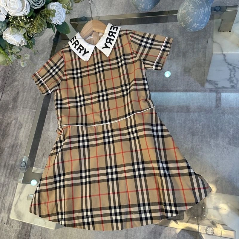 Low-cost Burberry Kids