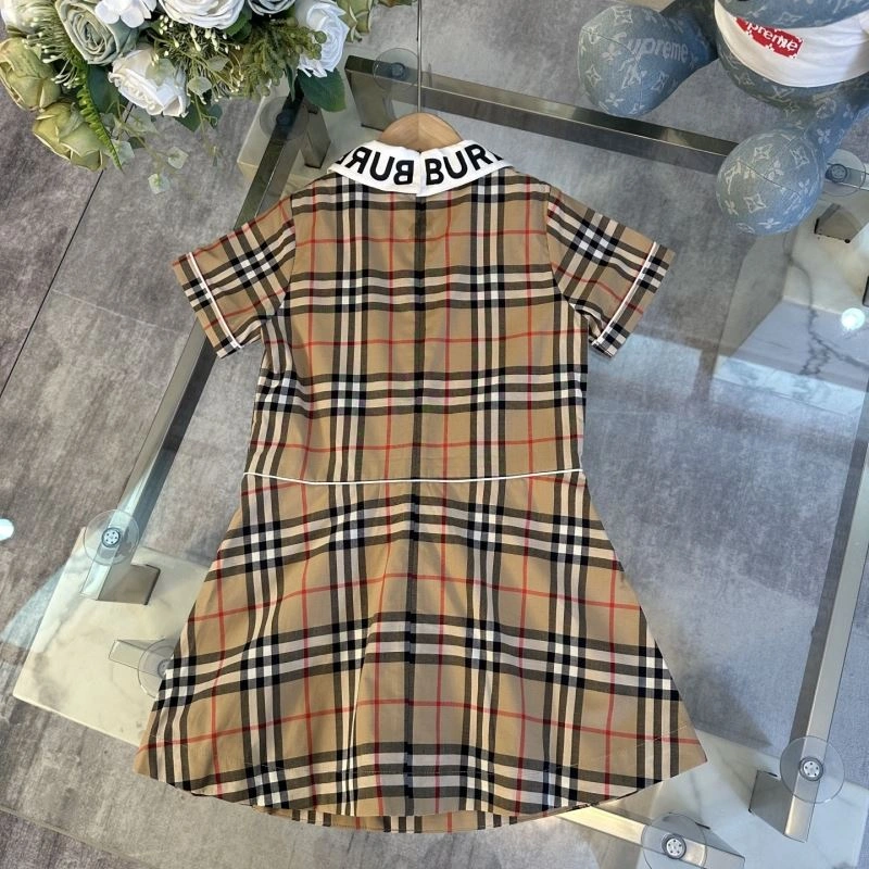 Low-cost Burberry Kids