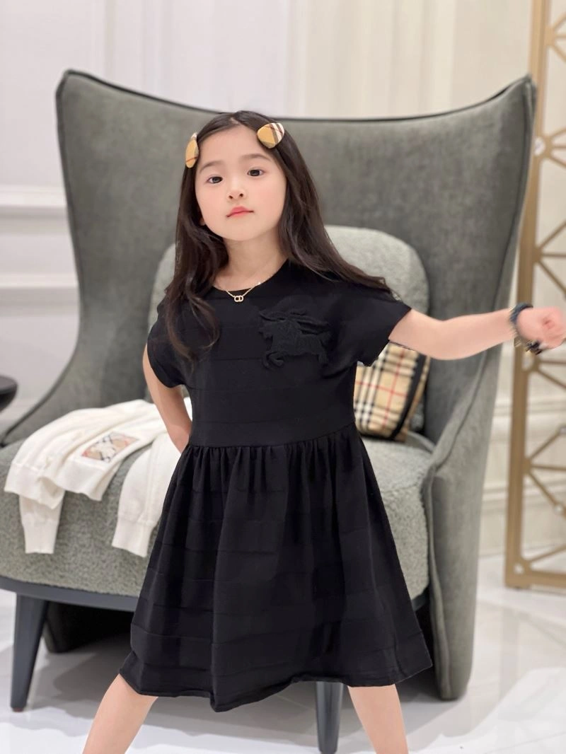 Accurate model Burberry Kids