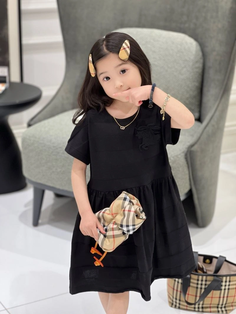 Accurate model Burberry Kids