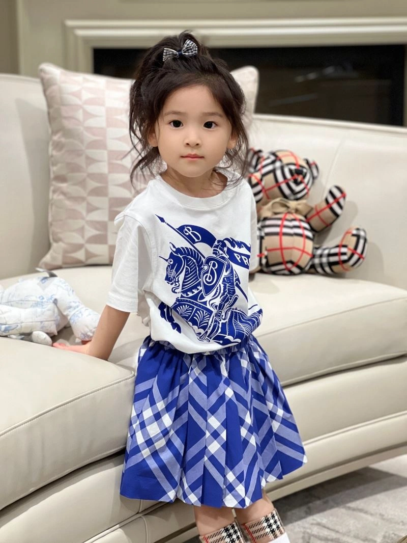 Low-cost Burberry Kids