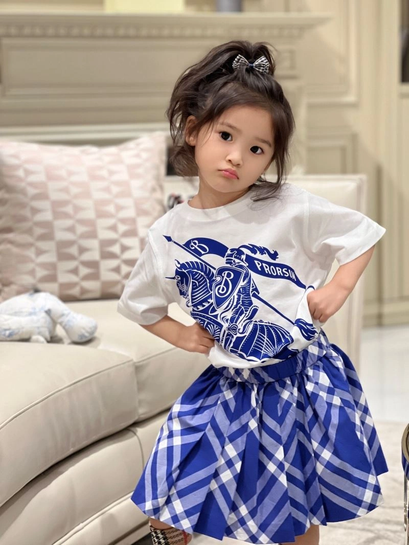 Low-cost Burberry Kids