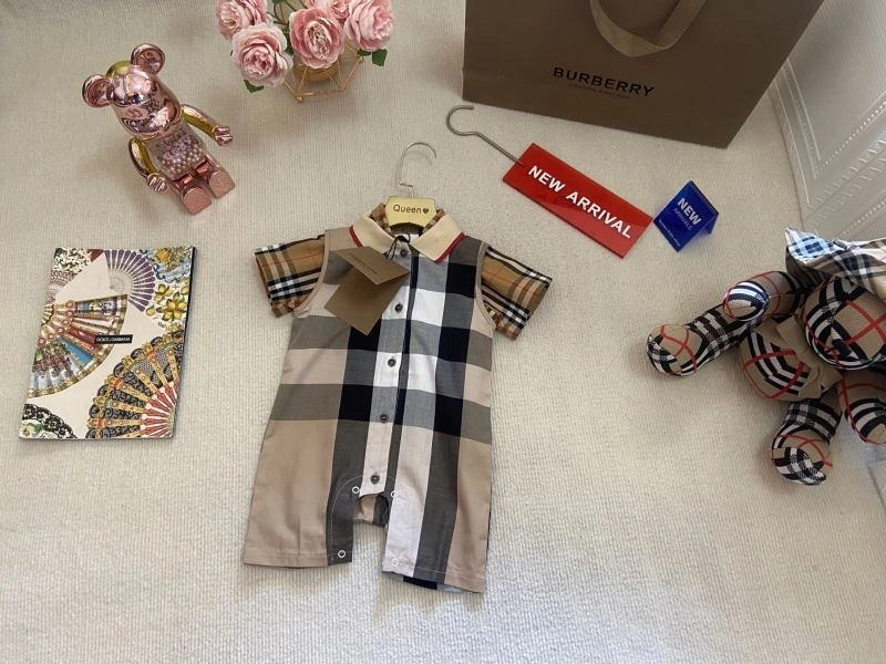 Mirror quality Burberry Kids