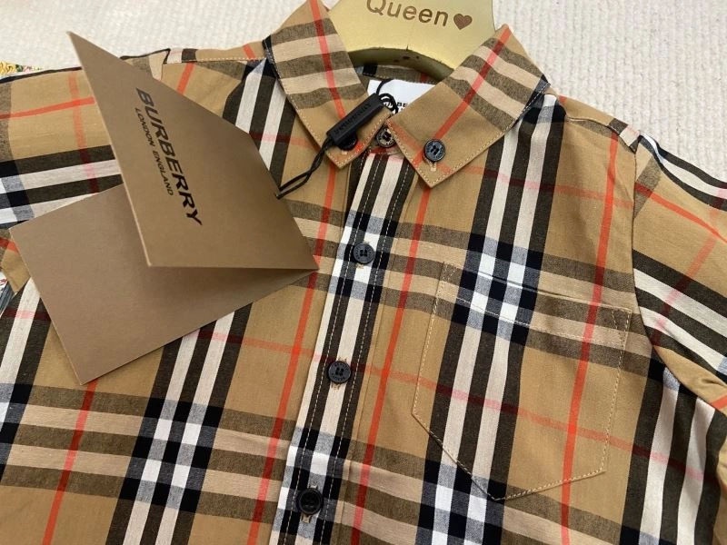 Mirror quality Burberry Kids