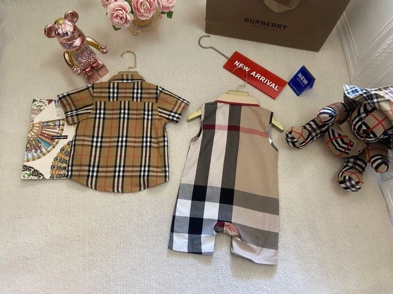 Mirror quality Burberry Kids