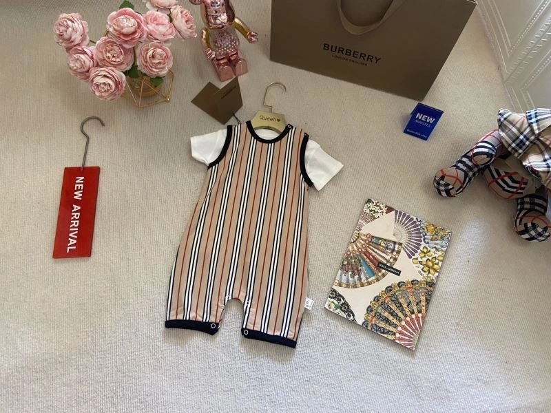 High fidelity Burberry Kids