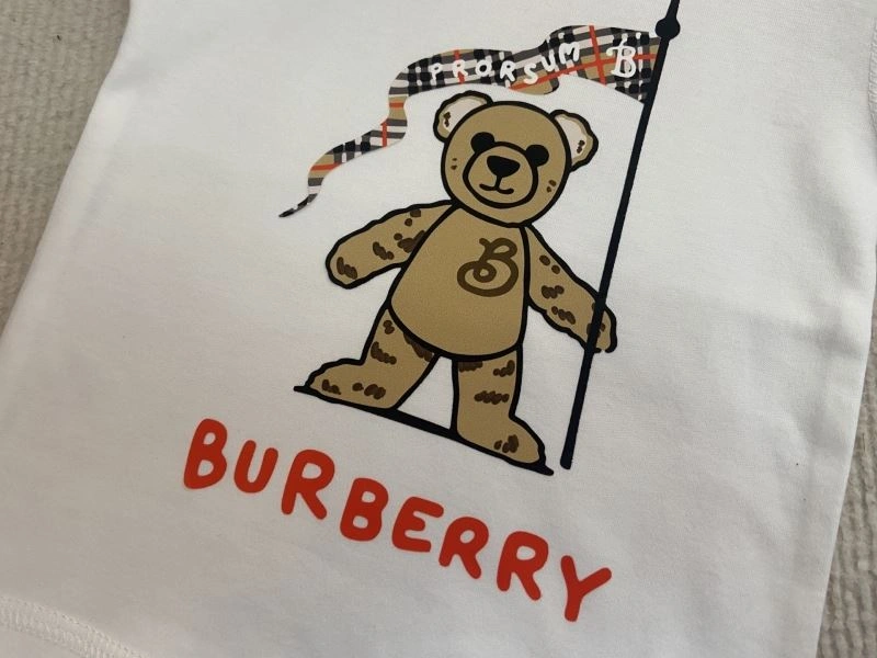 High fidelity Burberry Kids