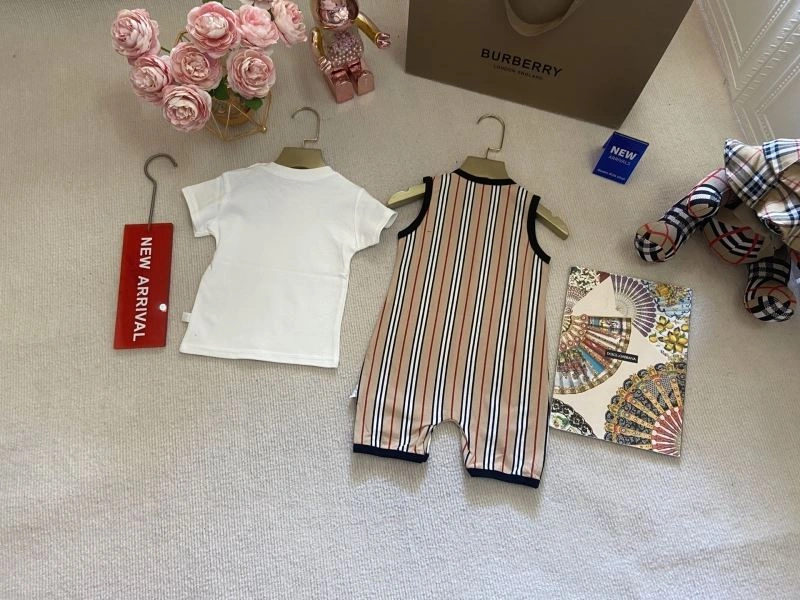 High fidelity Burberry Kids