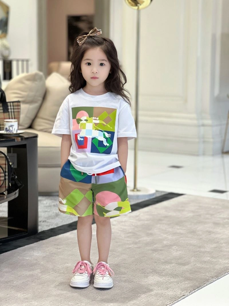 Cut-rate Burberry Kids