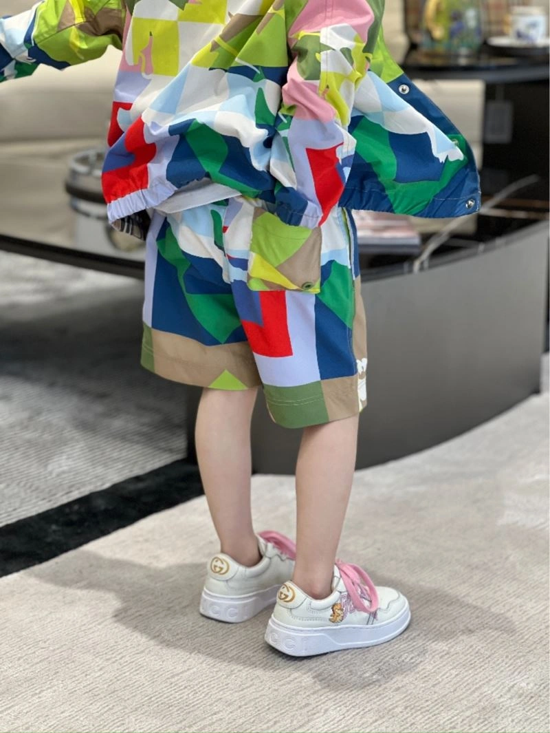 Cut-rate Burberry Kids