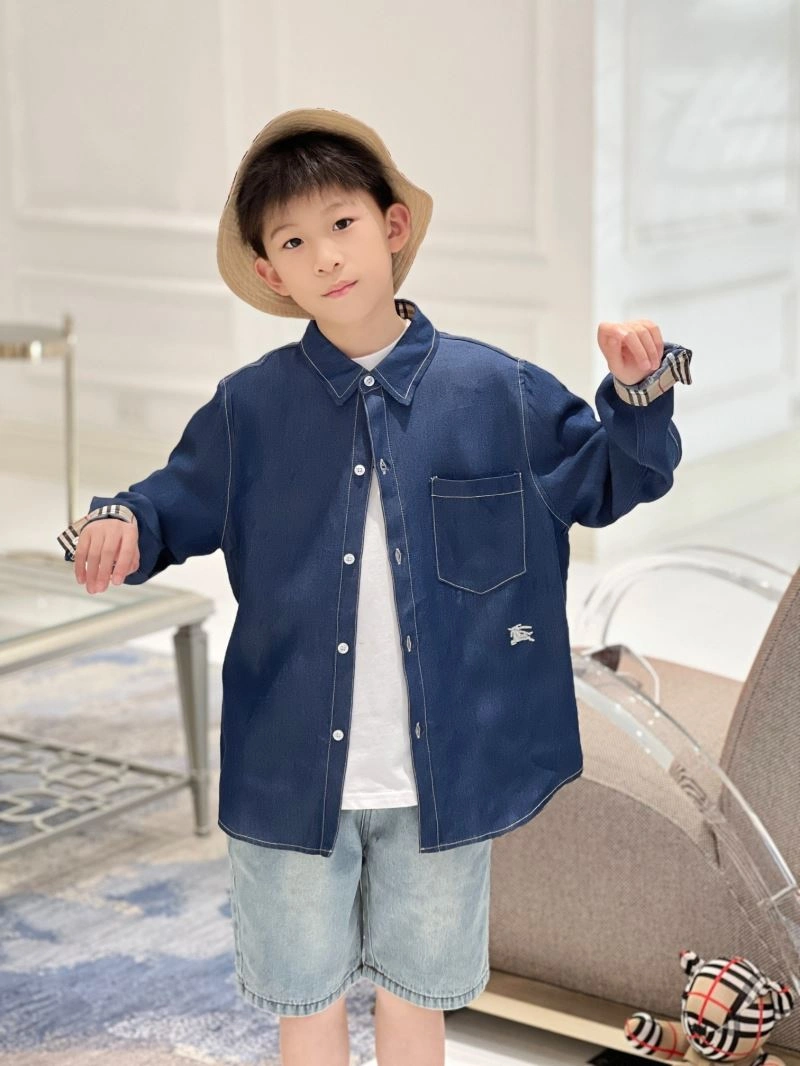 Accurate model Burberry Kids