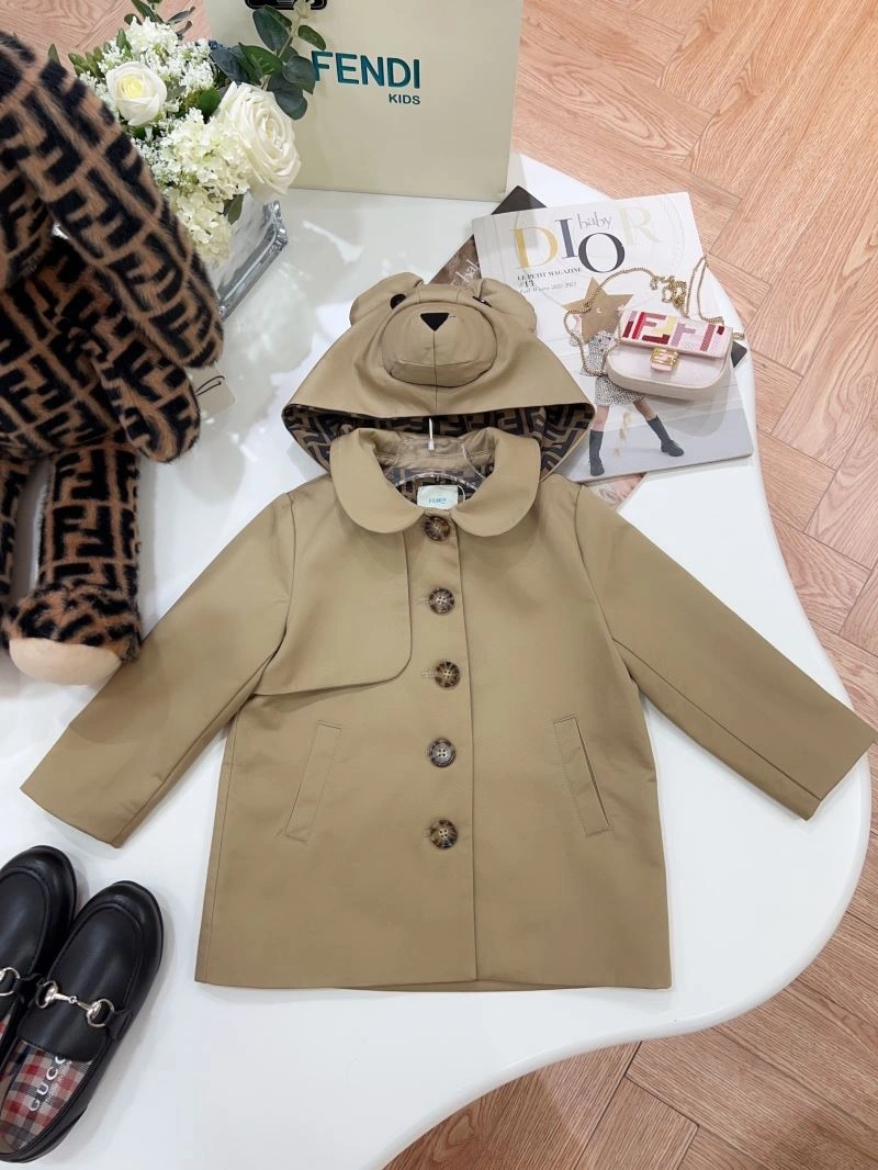 High fidelity Burberry Kids