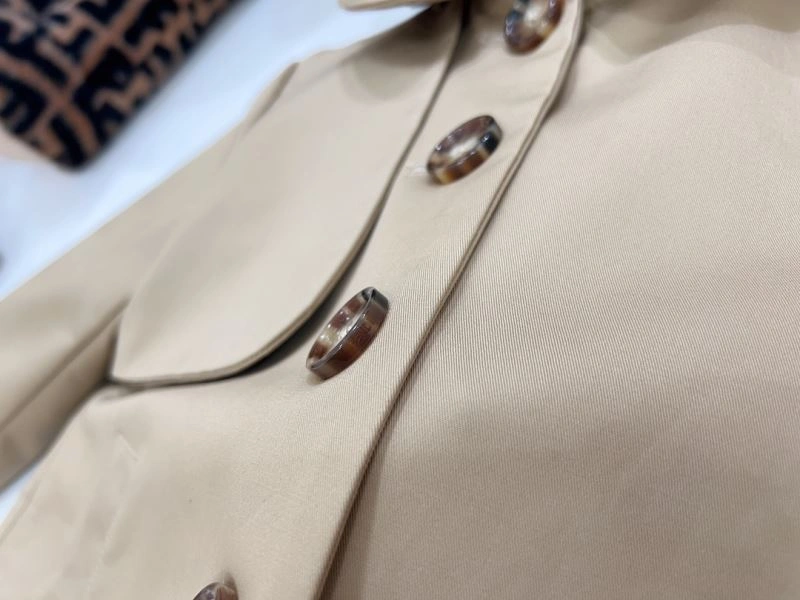 High fidelity Burberry Kids