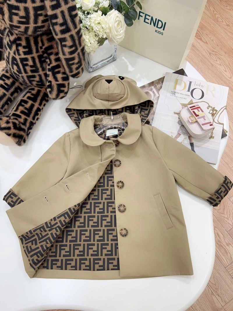 High fidelity Burberry Kids
