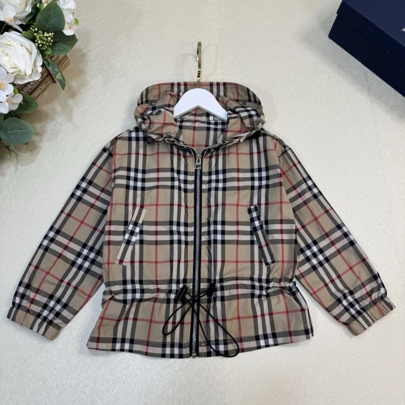 Accurate model Burberry Kids