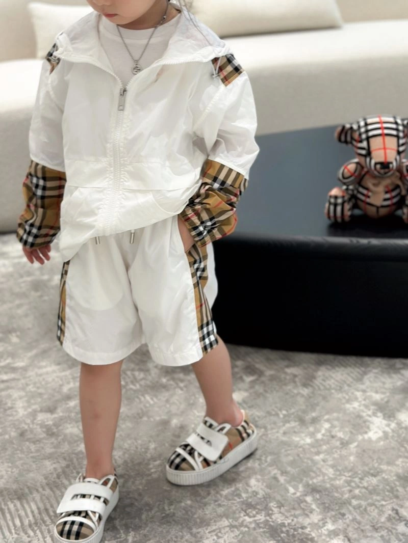 Discounted Burberry Kids