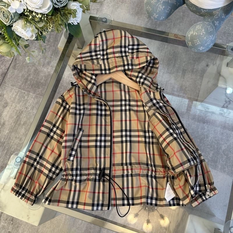Factory-made Burberry Kids
