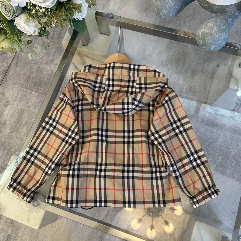 Factory-made Burberry Kids