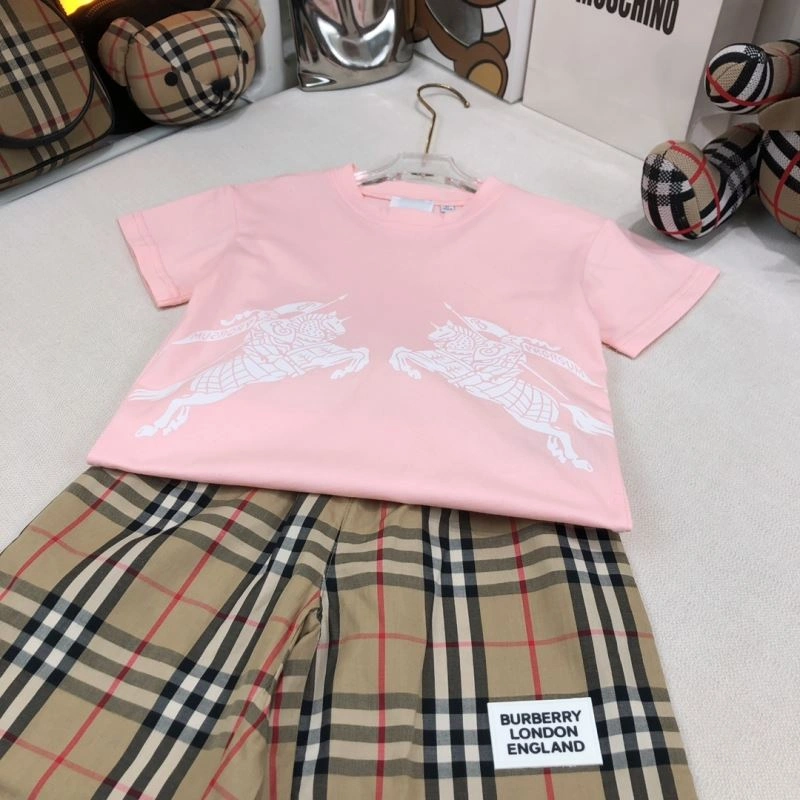 Low-cost Burberry Kids