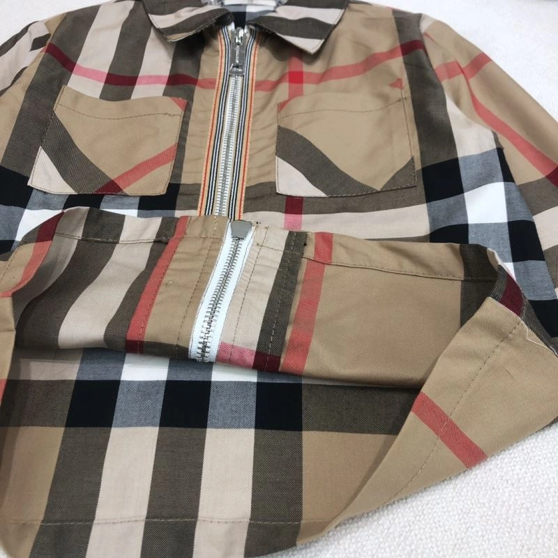 High fidelity Burberry Kids