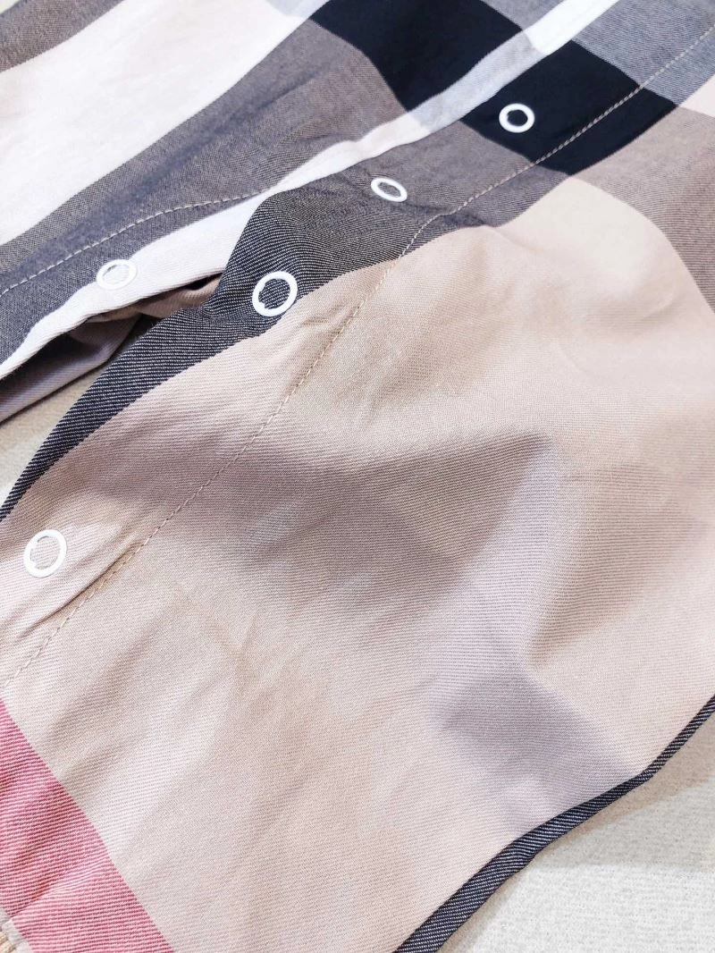 Precise copy Burberry Kids