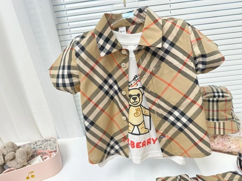 Accurate model Burberry Kids
