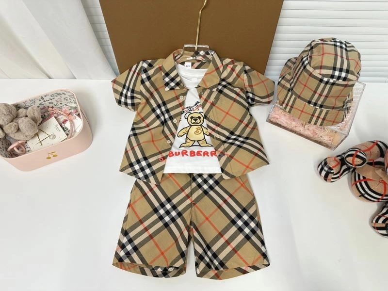 Accurate model Burberry Kids
