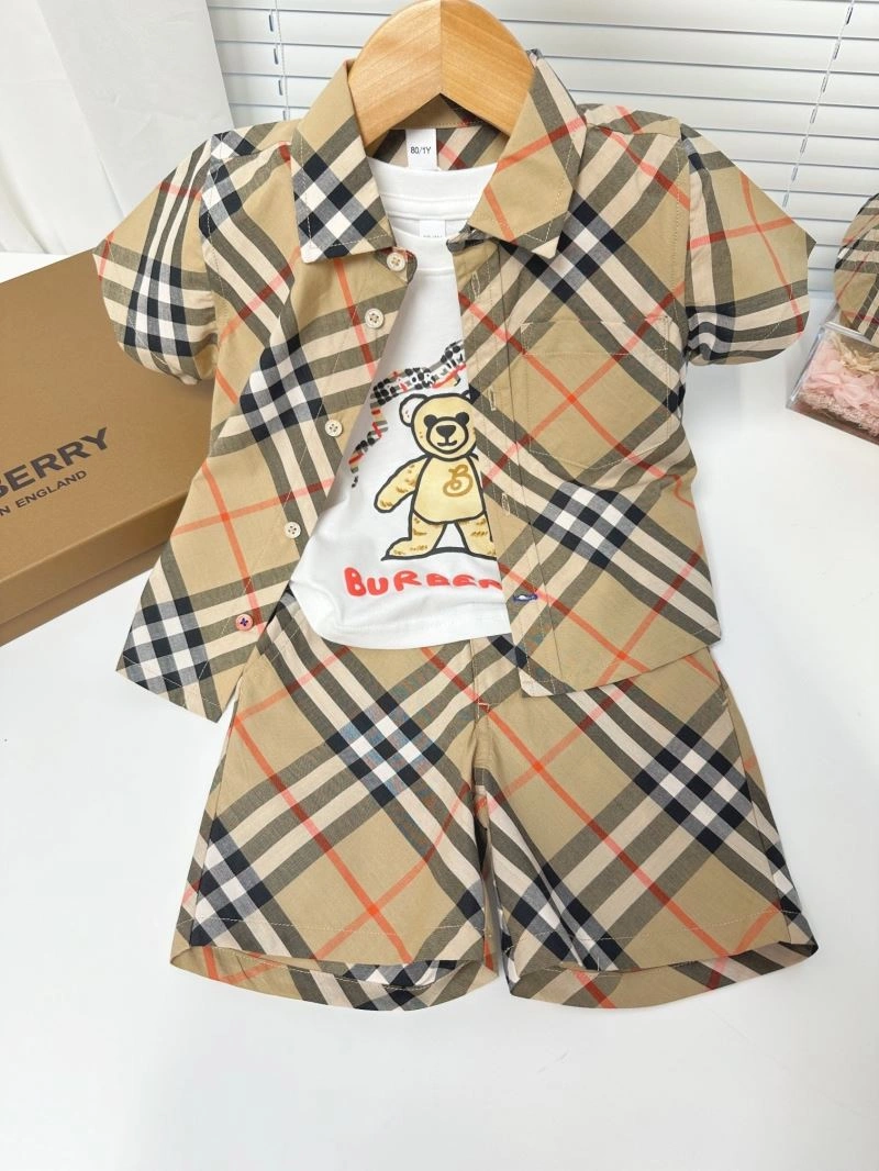 Accurate model Burberry Kids