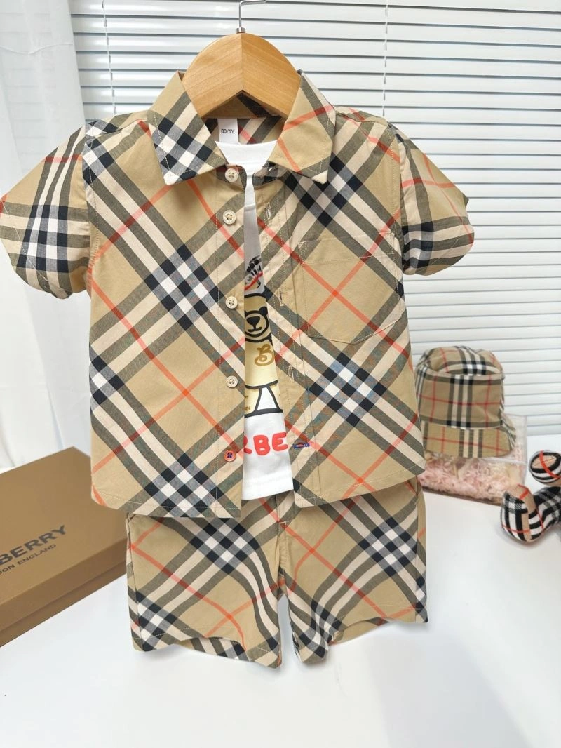 Accurate model Burberry Kids