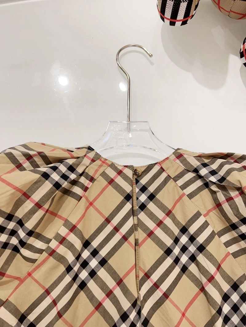 Cut-rate Burberry Kids