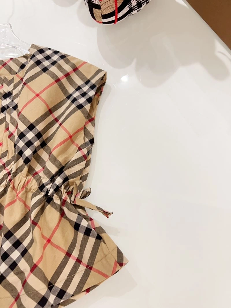 Low-cost Burberry Kids