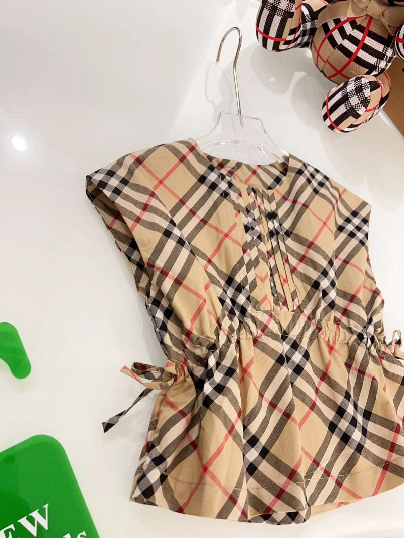 Low-cost Burberry Kids