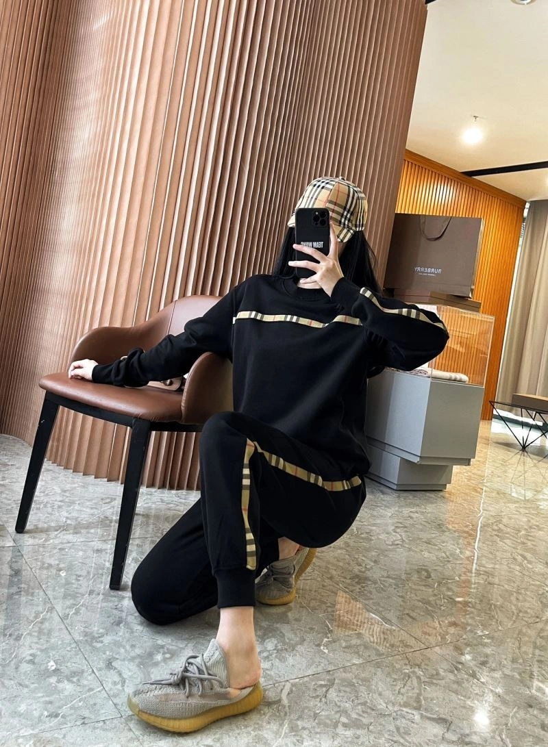 Top match Burberry Long Pants