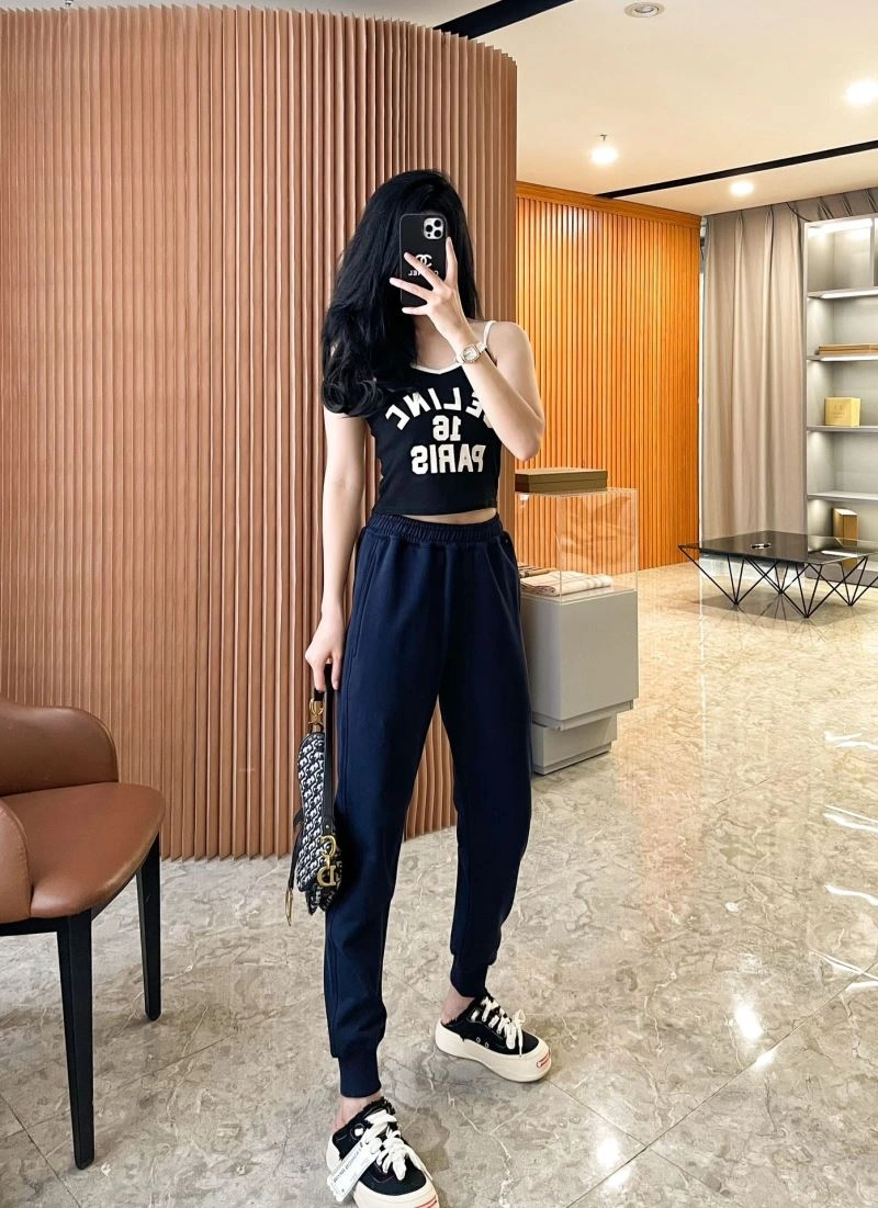 Bargain Burberry Long Pants