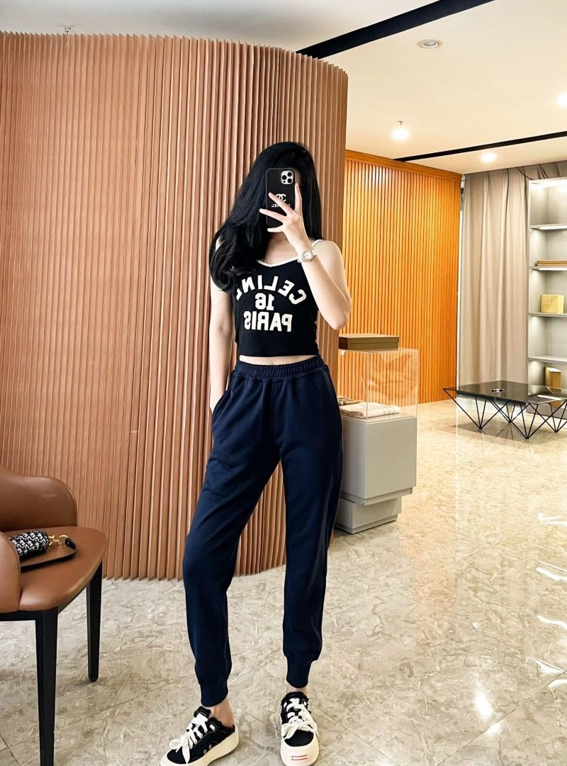 Bargain Burberry Long Pants