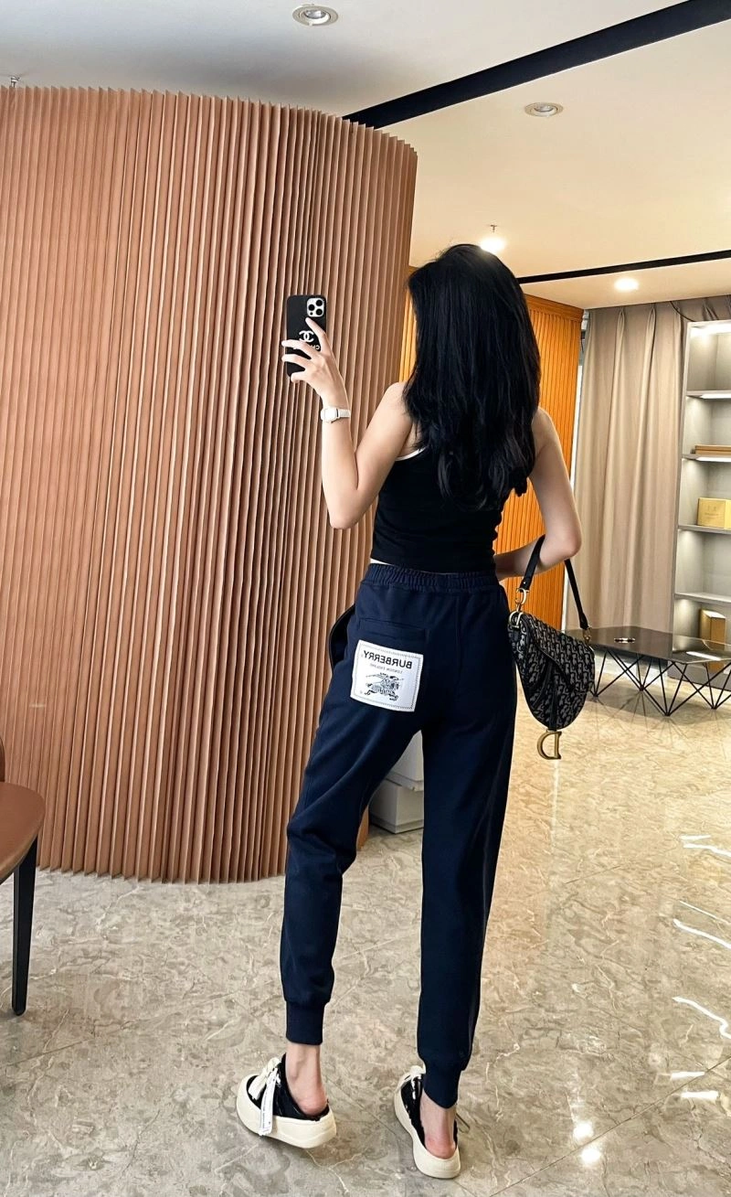 Bargain Burberry Long Pants