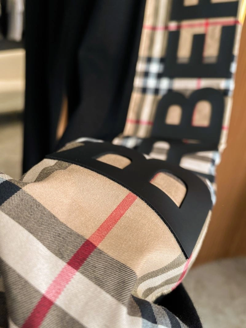 Factory-made Burberry Long Pants