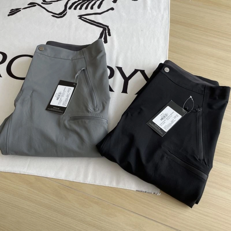 Top match Burberry Long Pants