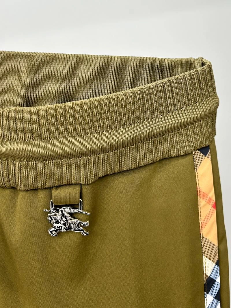 Indistinguishable Burberry Long Pants