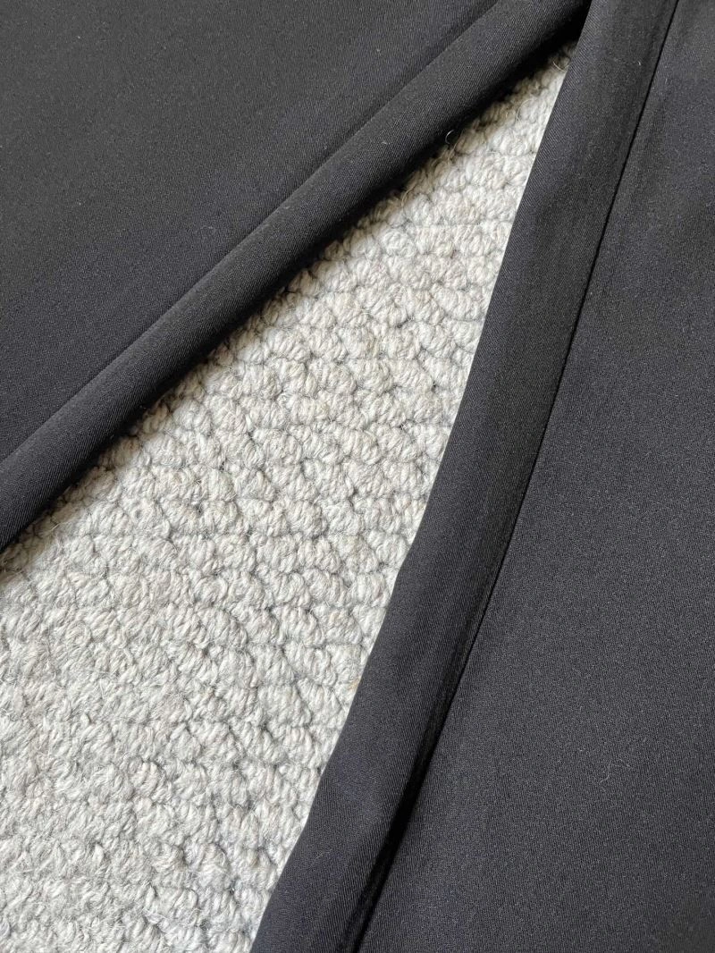 Indistinguishable Burberry Long Pants