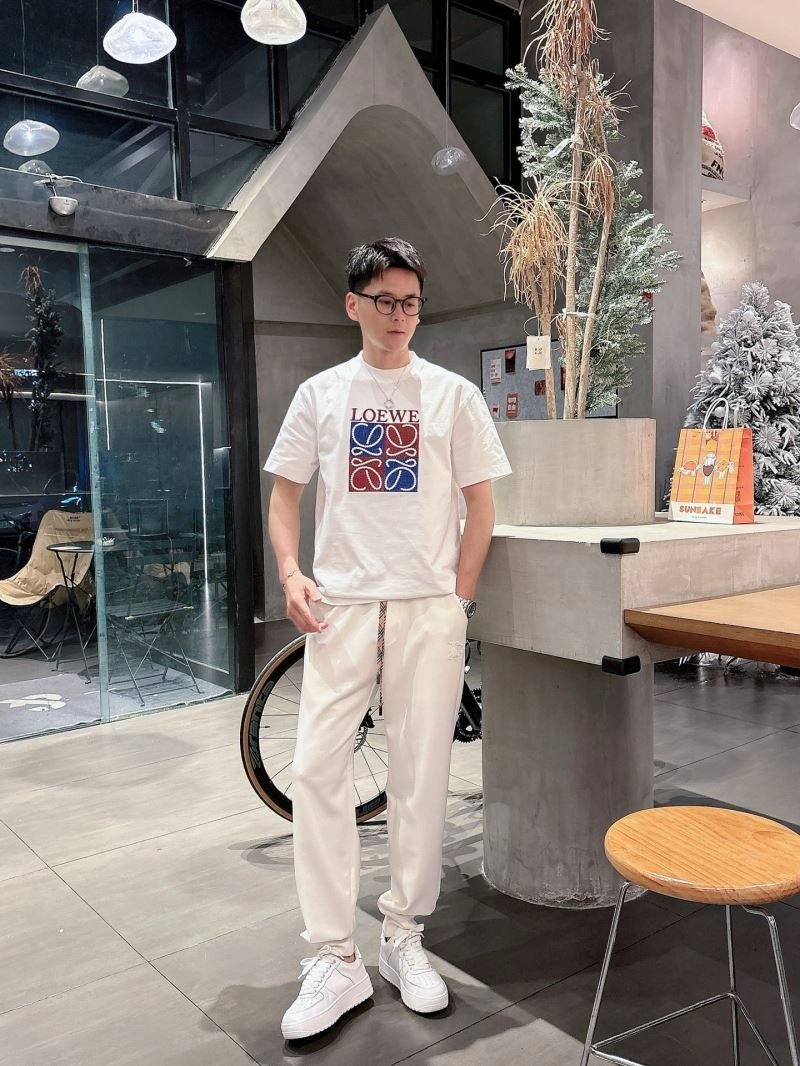 Value-priced Burberry Long Pants