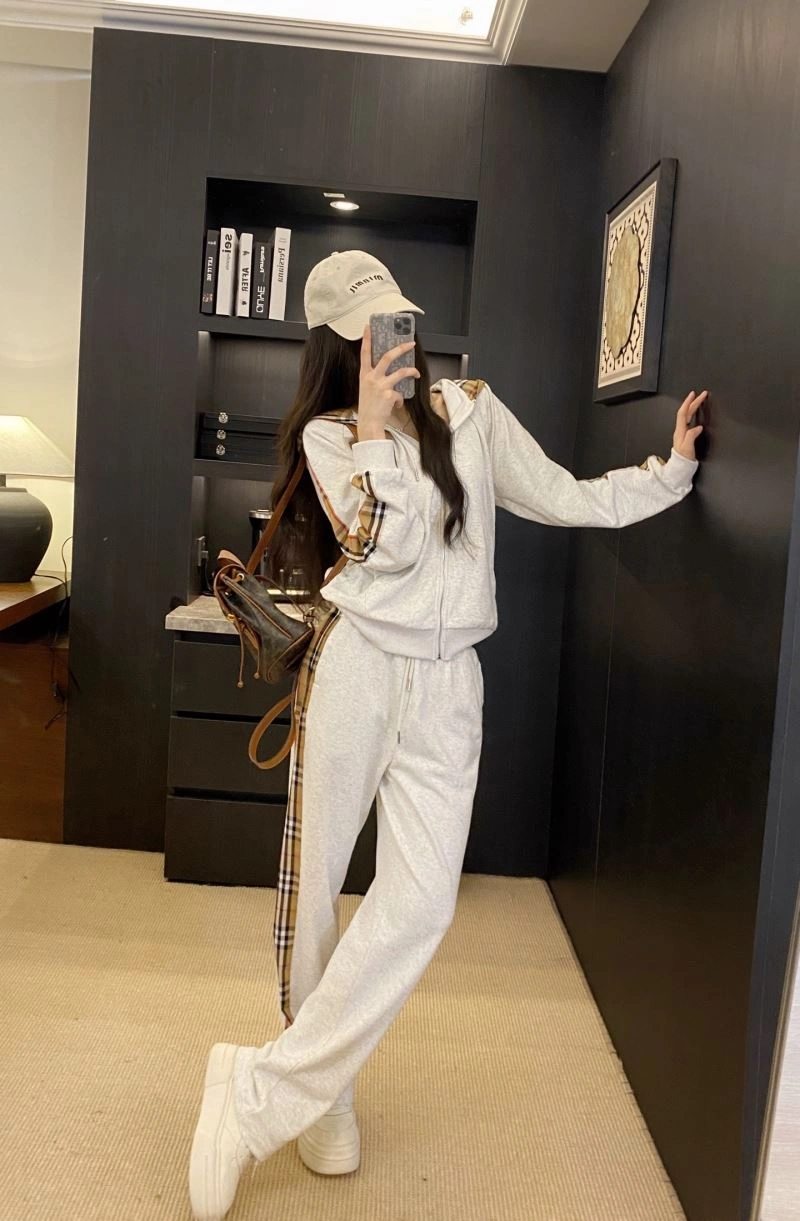 Top match Burberry Long Suits