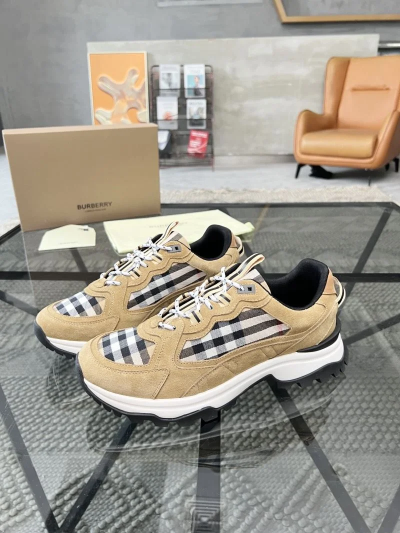 Burberry Low Shoes