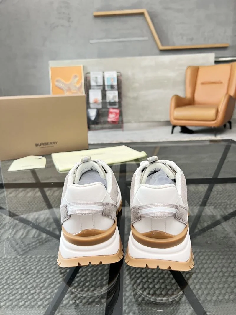 Official Burberry Low Shoes