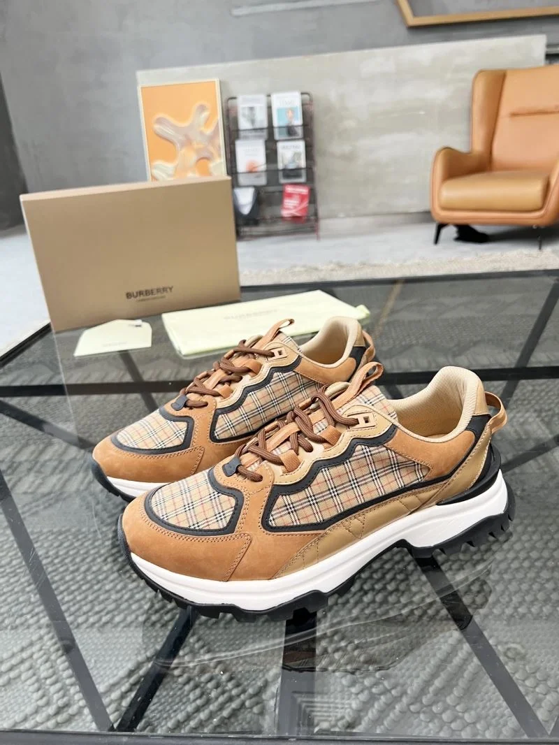 Burberry Low Shoes